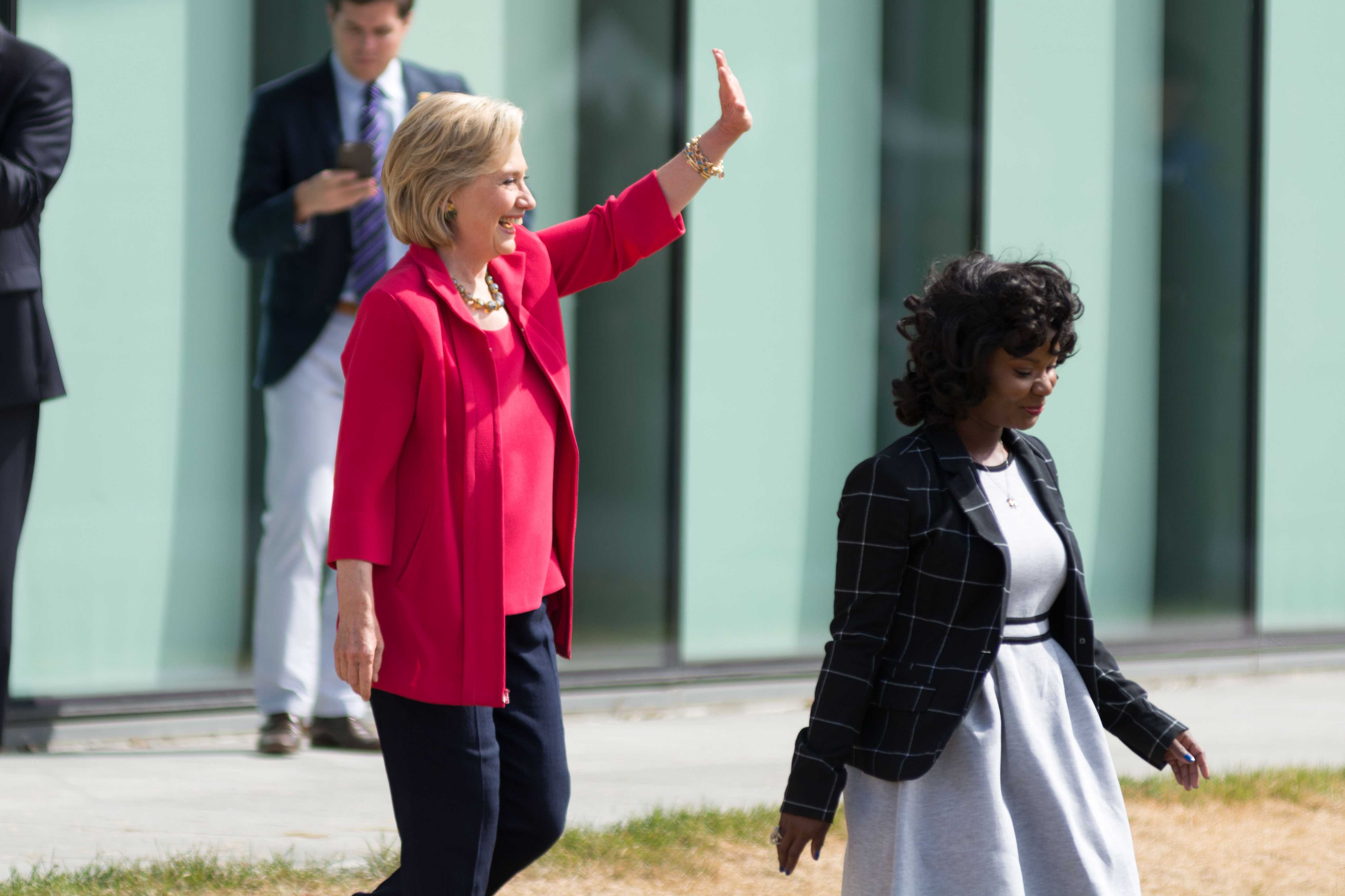 CWRU students respond to Clinton campaign event – The Observer